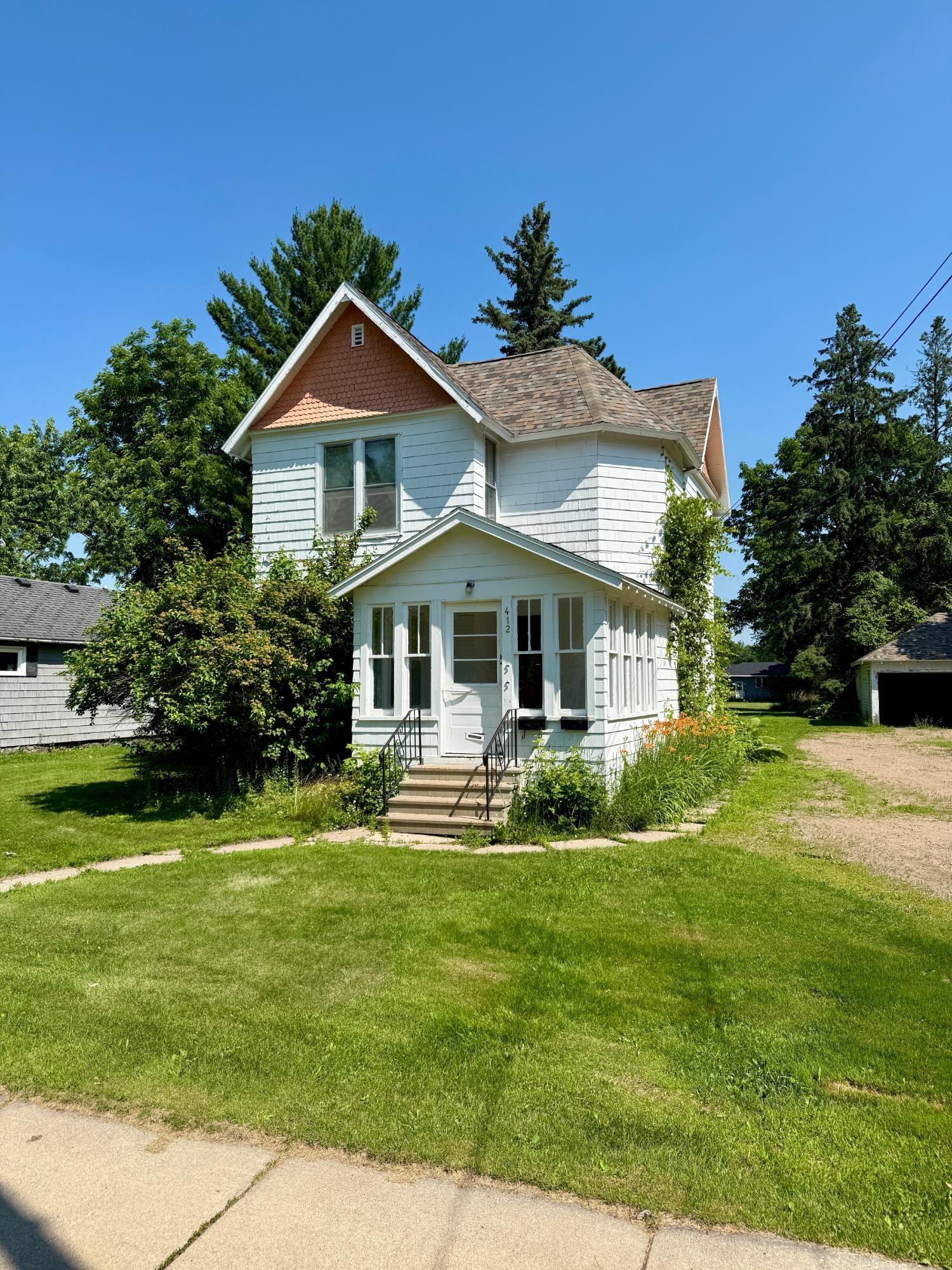 412 2 Nd Ave, Antigo, WI 54409 | MLS # 213055